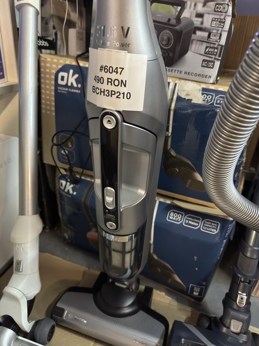 Aspirator vertical fara fir Bosch Flexxo Serie 4 BCH3P210 Iasi • OLX.ro