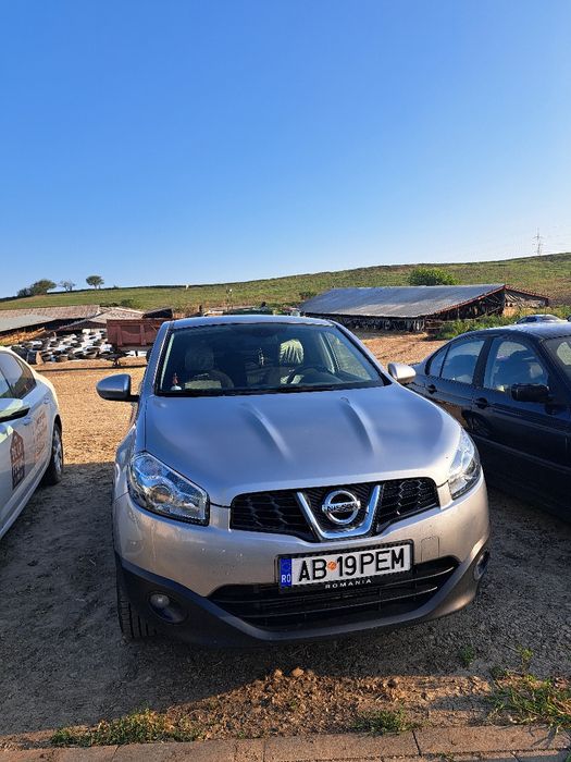 Se vinde: Nissan qashqai . Dumbrava • OLX.ro
