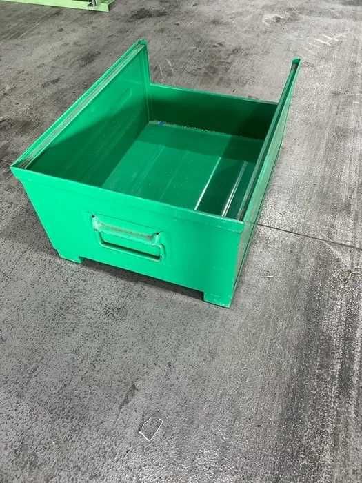 Cutii metalice mari - rezistente Bistrita • OLX.ro