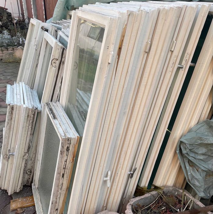 Geamuri din lemn cu sticla (folosite) in Salonta (Bihor) Salonta • OLX.ro