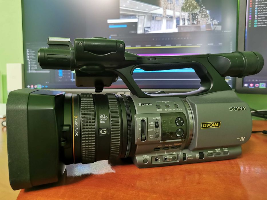 Cameră video miniDV Sony DSR-PD175P Lugoj • OLX.ro