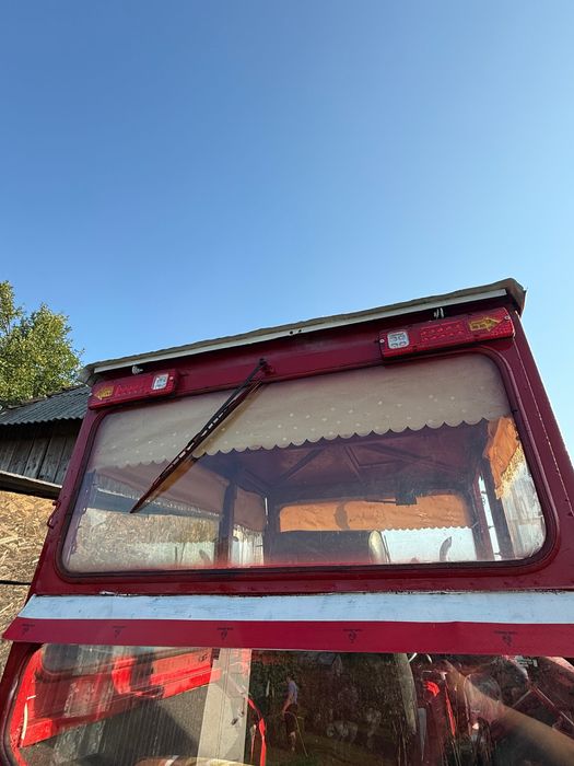 Tractor UTB 650 U650 Certeze • OLX.ro