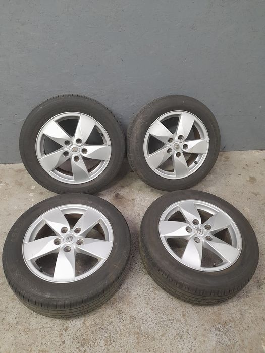 Set Roti Jante cu Anvelope R16 5×114,3 Renault Megane 3 Scenic Fluence Uiasca • OLX.ro