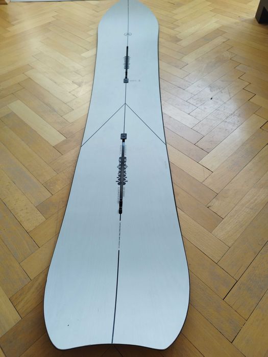 Burton Family Tree Wave Tracer flying v 155 All Mountain/Pow Snowboard гр. София 7-ми 11-ти ...