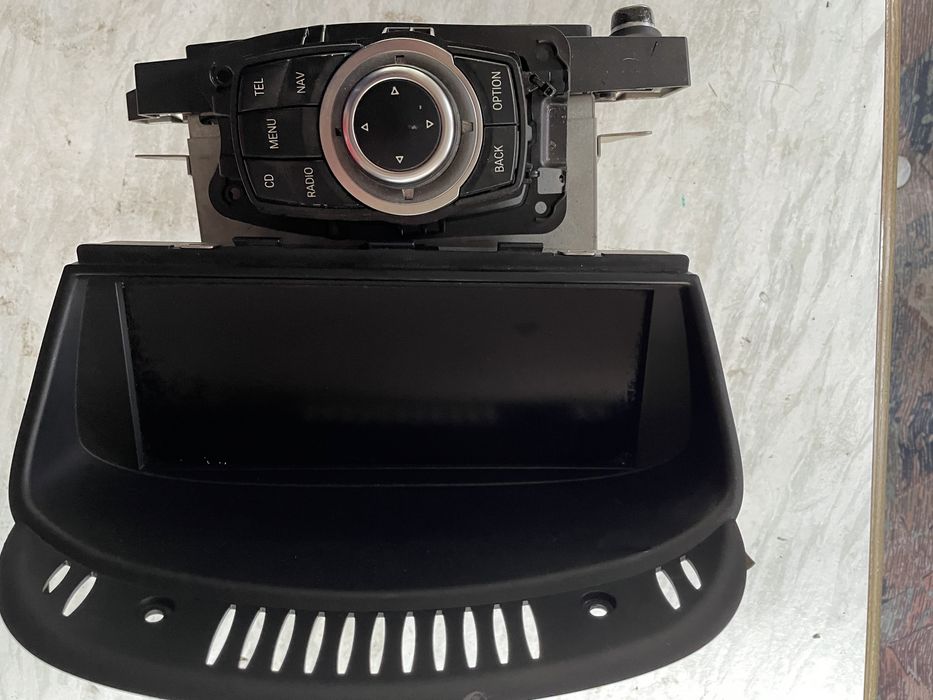 Navigație CIC bmw e60 Bucuresti Sectorul 5 • OLX.ro