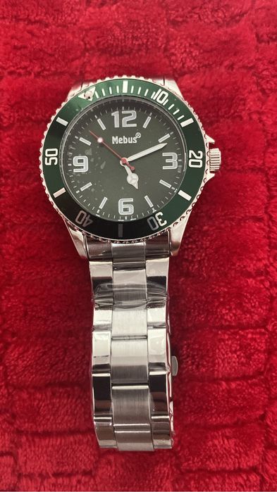 Ceas nou cu foli pe el Gura Vaii • OLX.ro