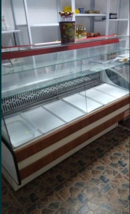 Хоризонтални витрини гр Варна Автогара • Olx Bg