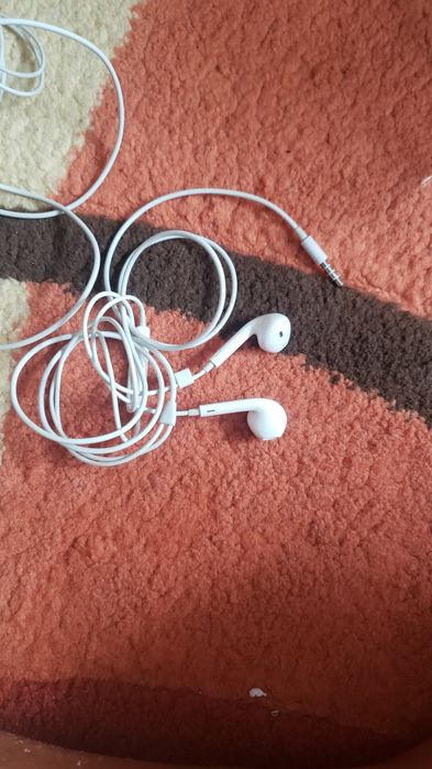 Casti apple cu mufa jack Cluj-Napoca • OLX.ro