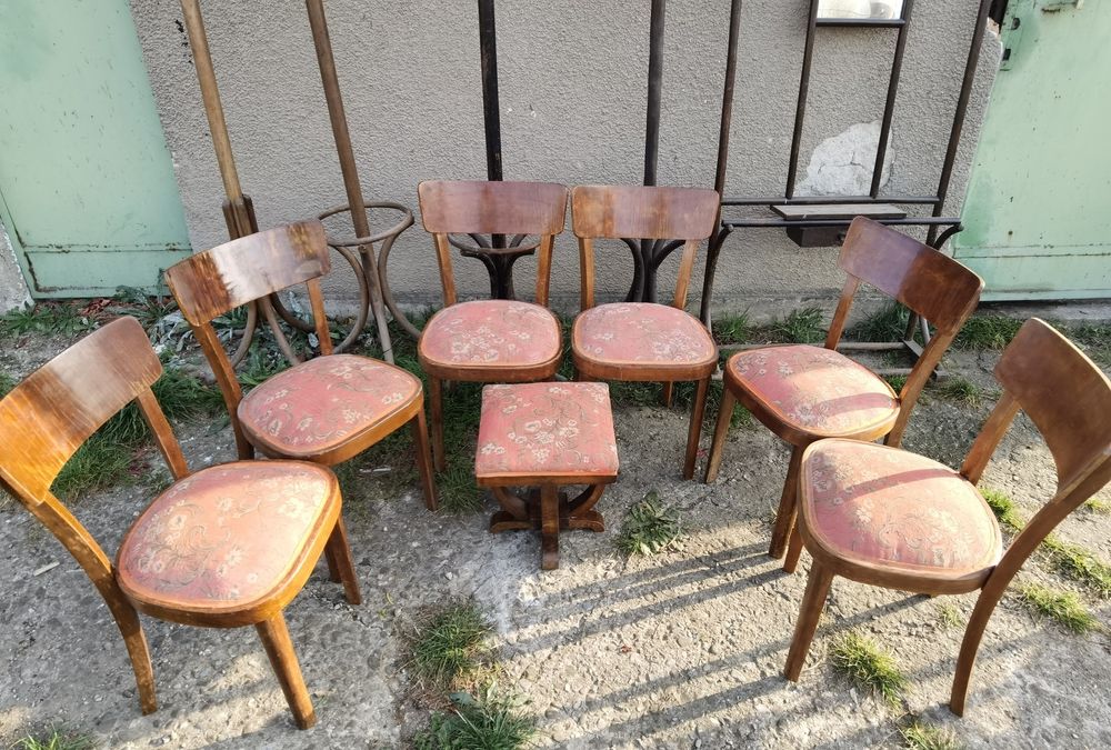 Scaune vechi de lemn, romanesti. Ploiesti • OLX.ro