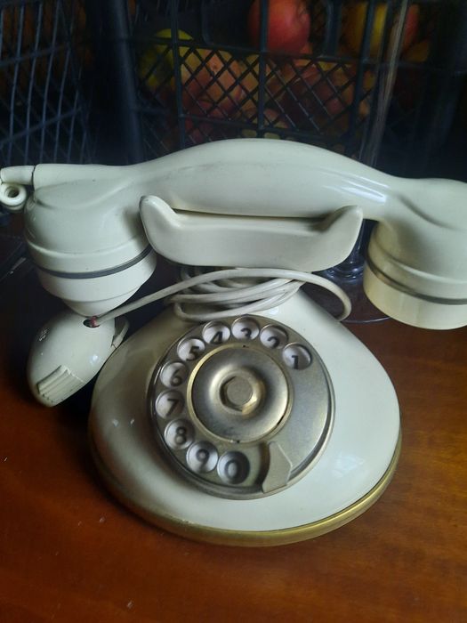 Telefon vintage din anii ' 80 Letea Veche • OLX.ro