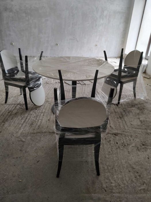 Кухненска маса със столове гр Варна Автогара • Olx Bg