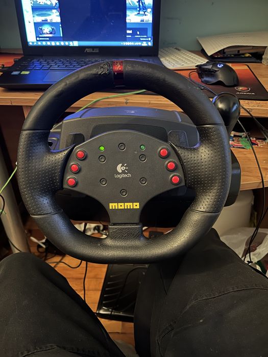 Logitech momo racing wheel с. Смилян • OLX.bg