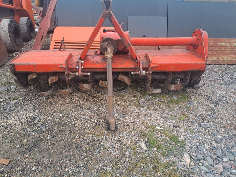 Freza de pamant freza Simleu Silvaniei • OLX.ro