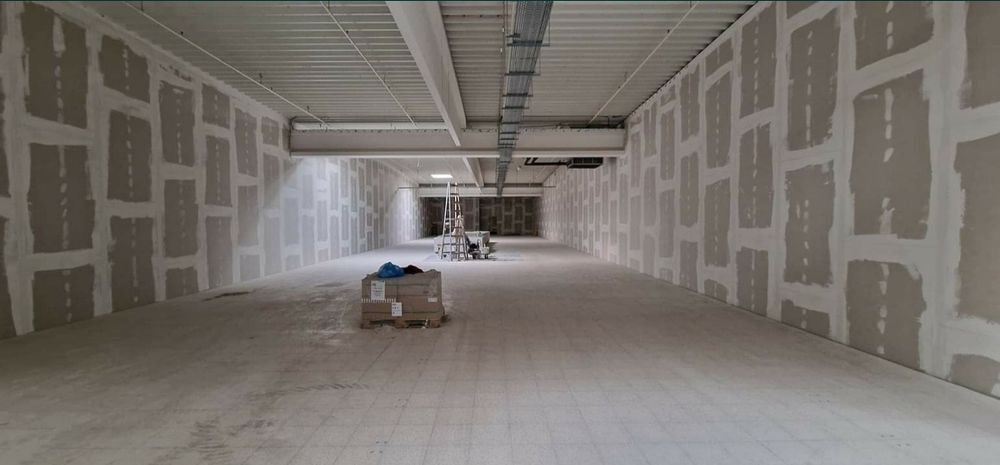 Constructii,Zugravit/Gletuit mecanizat,Rigips,Pardoseli Cluj-Napoca ...