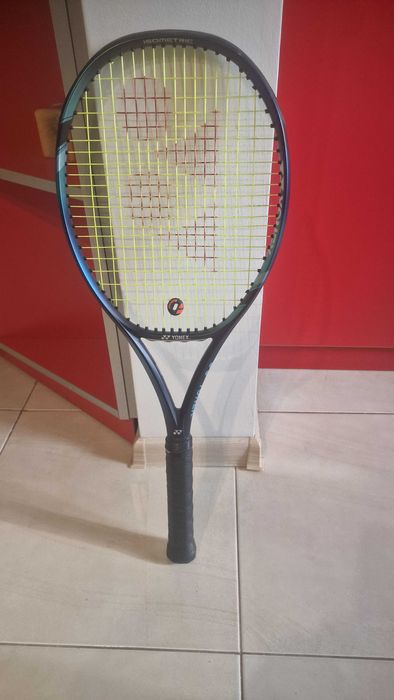Racheta de tenis YONEX EZONE Buzau • OLX.ro