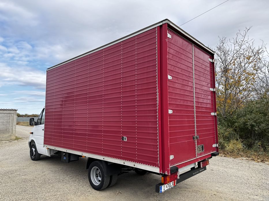 Cub mercedes sprinter 470m lungime , ca nou Posta • OLX.ro