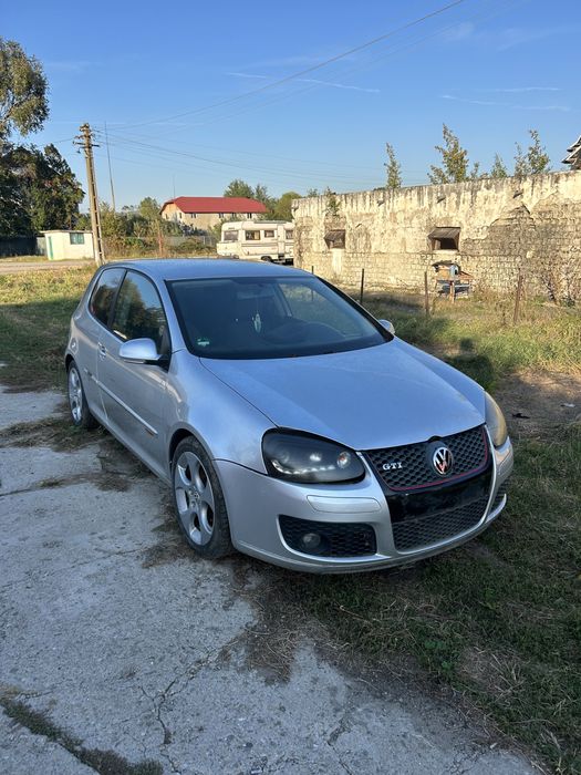 Dezmembrez Golf 5 coupe 1.6 fsi cod BLP fara bara fata Dealu Frumos ...