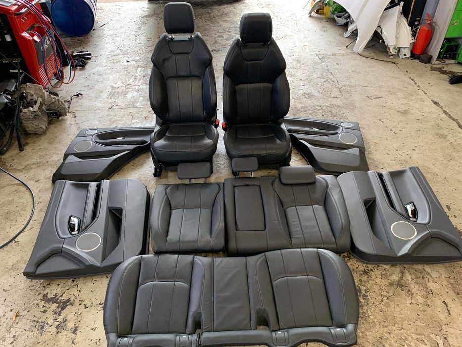 Interior cu incalzire piele perforata range rover evoque 2015 Craiova ...