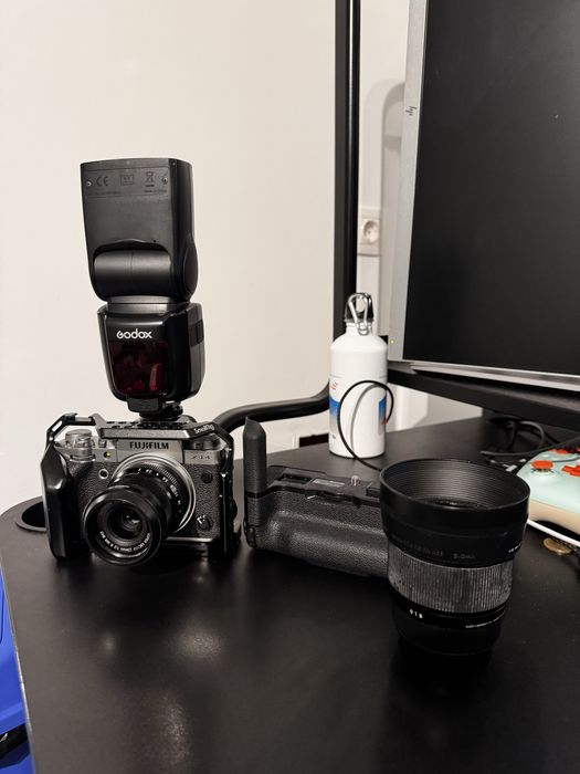 Fujifilm X-T4 plus kit optional Bucuresti Sectorul 4 • OLX.ro