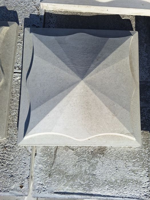 Capace/coame gard beton Buftea • OLX.ro