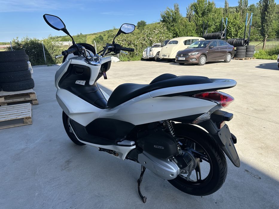 Scuter honda PCX-150 cc Sebes • OLX.ro