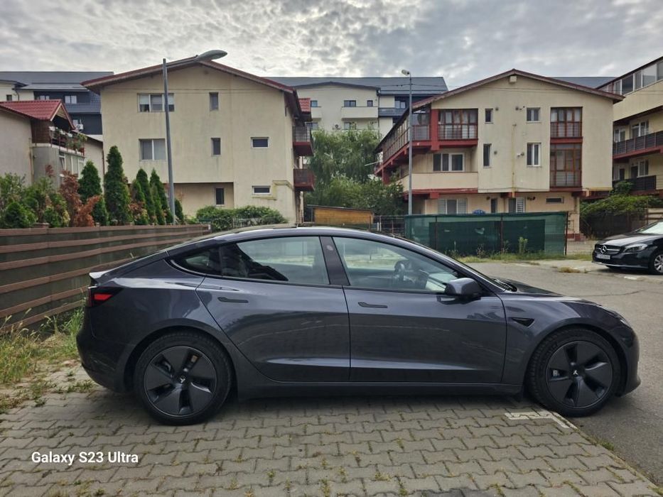 Tesla Model 3 Tesla model 3 standard range plus 60 kw Bragadiru • OLX.ro
