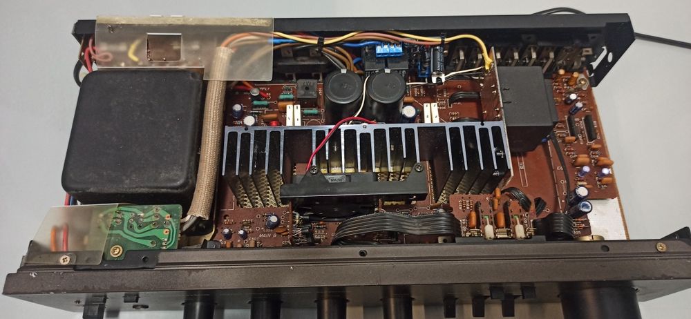 Amplificator Technics su-8022 Cireasov • OLX.ro