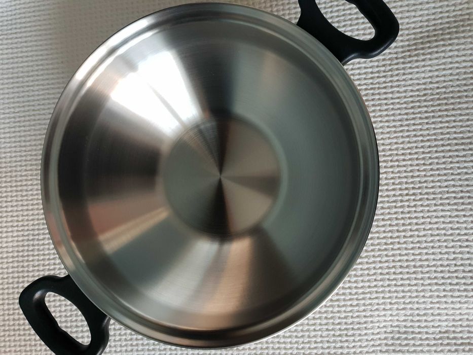 Tigaia multi-stratificată iCook Wok de la Amway Arad • OLX.ro