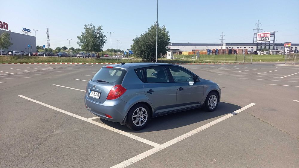 Kia Ceed 1.4 109 CP, revizii reprezentanta Constanta • OLX.ro