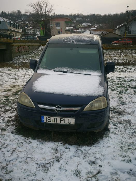 Opel Combo 1.3 diesel Valea Ursului • OLX.ro