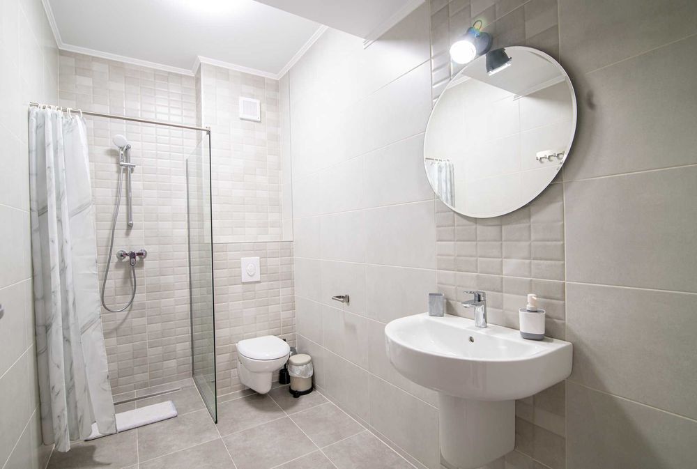 Cazare Mamaia-Constanta Sat Vacanta, ap. cu 3 DORMITOARE și 3 BĂI ...