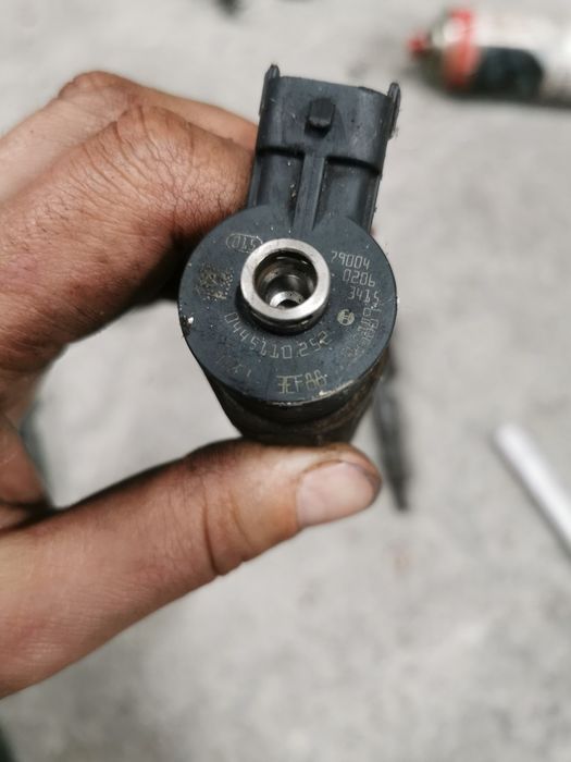 Injector injectoare pompa rampa 1.4 8HS DV4TED Citroen Nemo 2008 68 cp ...