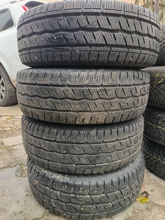 Anvelope MS iarna 225 70 15c hankook 2022 6-9mm Timisoara • OLX.ro