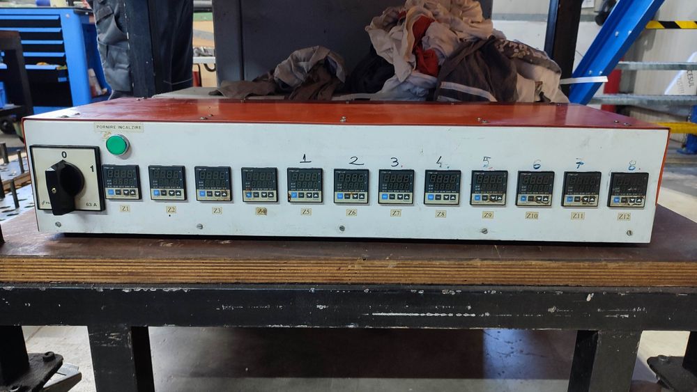 Vînd releu static , regulator de temperatura cu 12 zone. Timisoara • OLX.ro