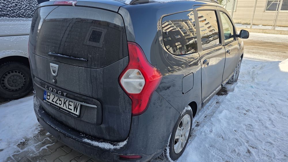 Dacia lodgy 7 locuri 1.5 dci 88200 km Bucuresti Sectorul 4 • OLX.ro