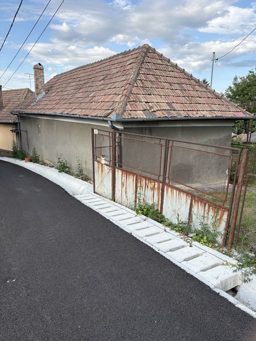 Vand casa cu gradina in sat Copaceni, jud. Cluj Cluj-Napoca • OLX.ro