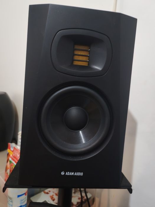 Monitoare de studio Adam T5V +Standuri si cabluri Constanta • OLX.ro