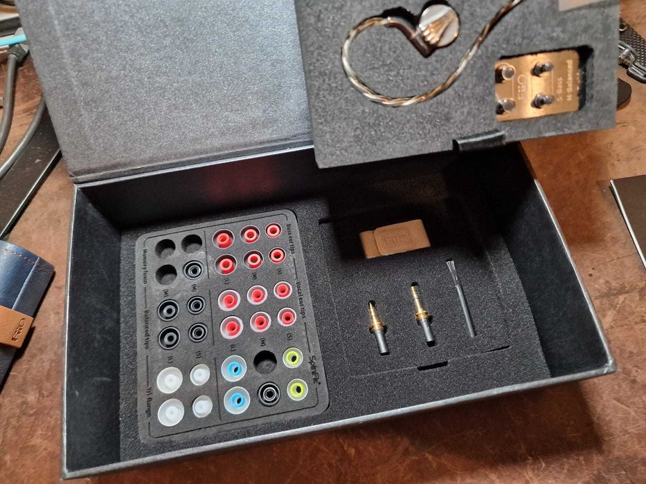 Casti profesionale FiiO FD7 Bucuresti Sectorul 1 • OLX.ro