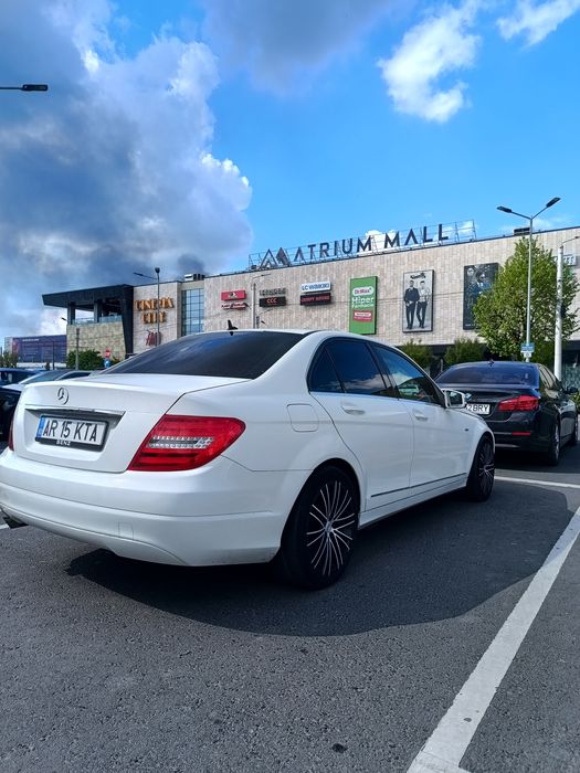 Mercedes C class w204 E5 Avantgarde Alunis • OLX.ro