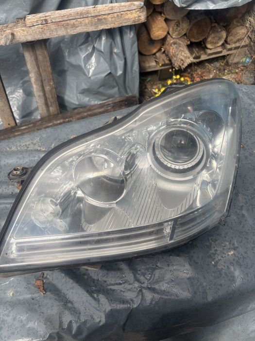 Ляв фар за GL 164 с. Дунево • OLX.bg