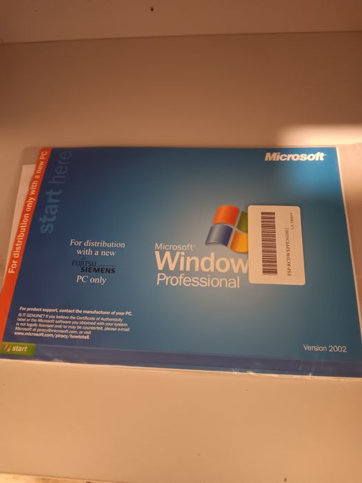 Windows XP Professional Version 2002 Fujitsu Siemens Buzau • OLX.ro