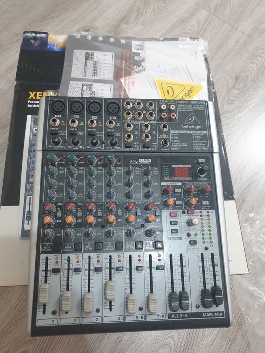 Продам микшерный пульт Behringer: 200 у.е. - Студийное оборудование ...