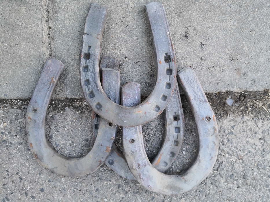 Oferta, Potcoave semifabricat sau finisate Bucuresti Sectorul 4 • OLX.ro