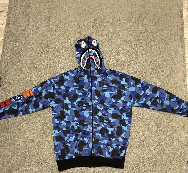 Vand hanorac bape Ploiesti • OLX.ro