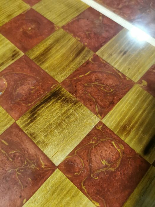 Șah din Rășină Epoxy și lemn de stejar (doaga de butoi) Bucuresti ...