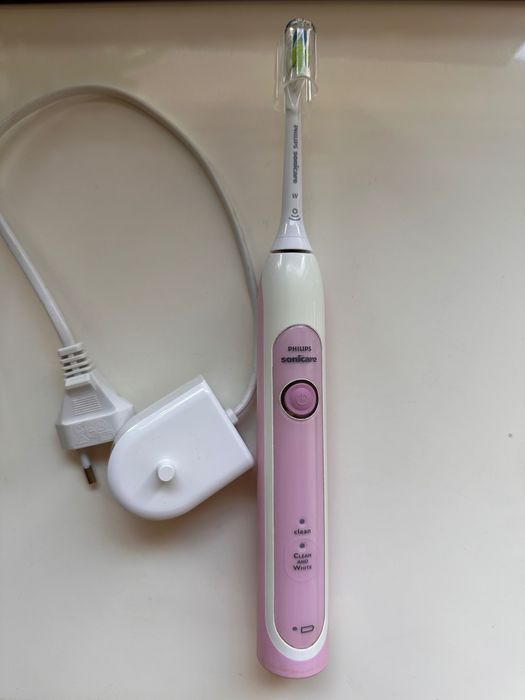 Philips Sonicare HX6760 розова електрическа четка за зъби гр. Пловдив ...