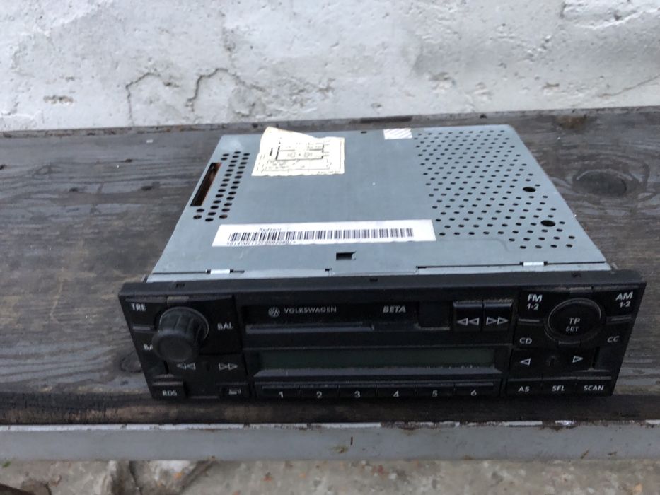 Radio Casetofon BETA Volkswagen Vw Golf4 Bora Passat B5 T4 Vaslui • OLX.ro