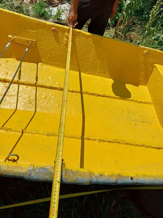 Barca fibra 3,3 cu sau fara motor 5 čp braila urgent vand Scortaru ...