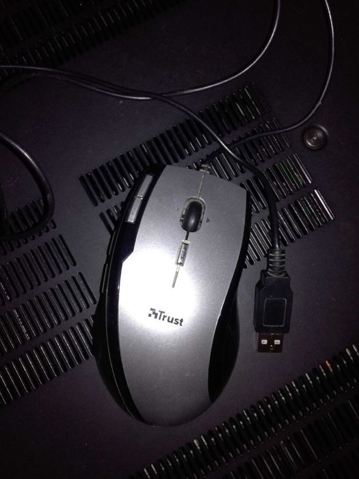 Mouse USB Trust + Tastatura Genius SlimStar PS2 +++ Adaptor Micro HDMI ...