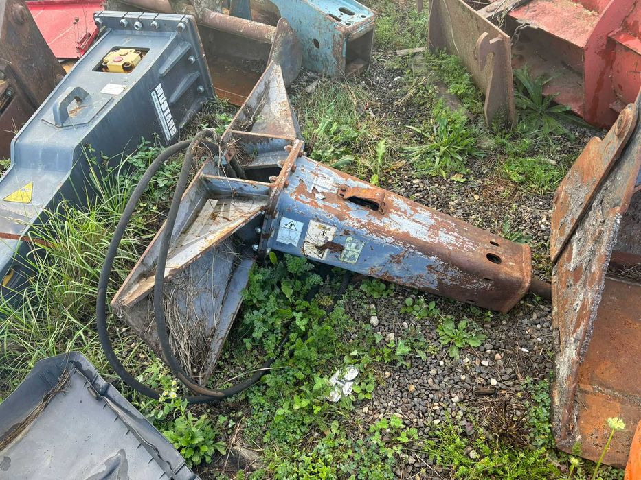 Picon hidraulic pentru miniincarcator Bobcat Seini • OLX.ro